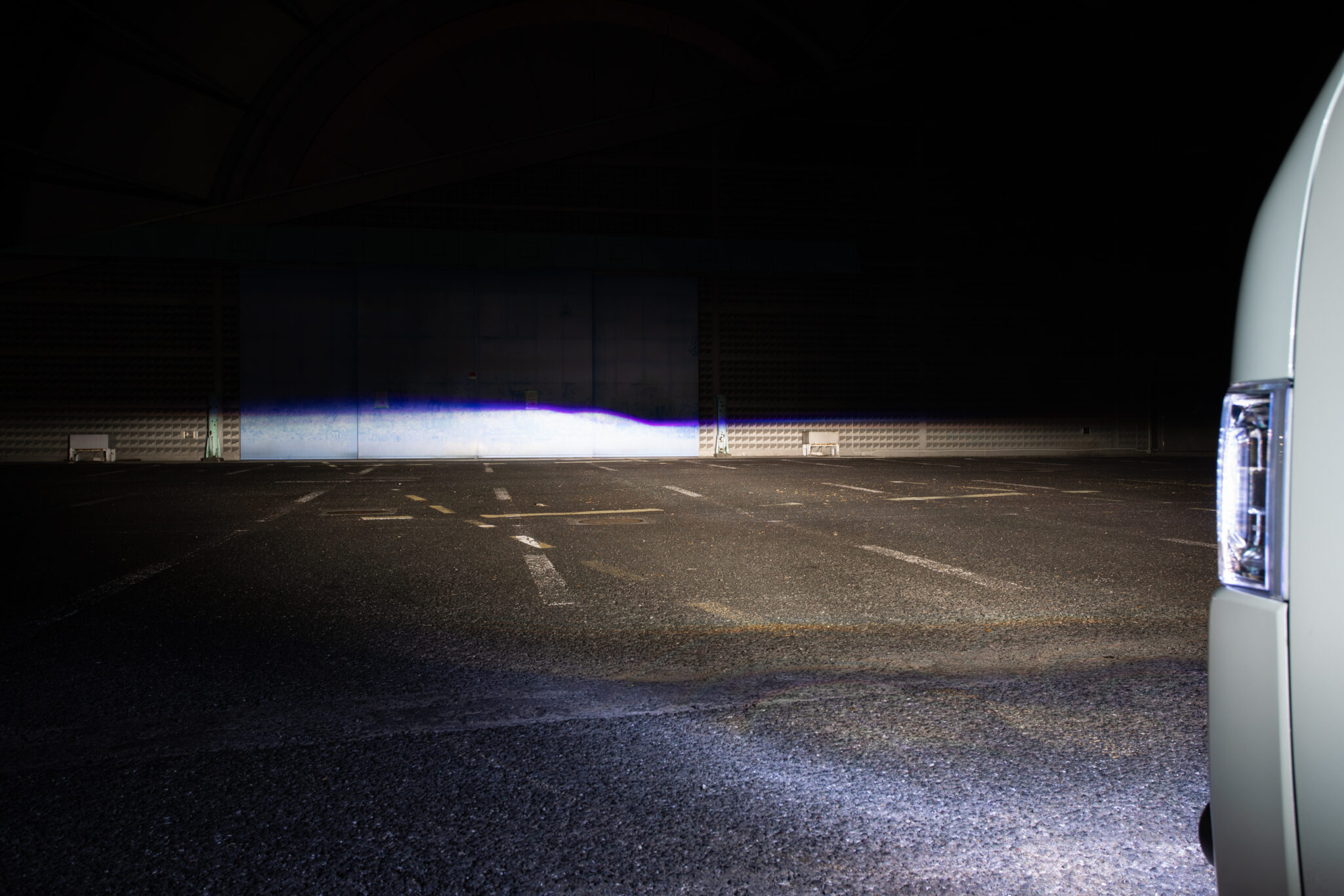 車のライトが眩しい理由は？対策方法やLEDライトの選び方を紹介 | 車のLEDライトナビ - HID屋公式ブログ