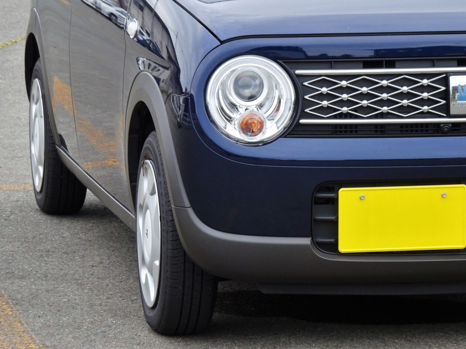 ラパン(HE33S)のバックランプ交換方法！注意点やおすすめバルブも紹介